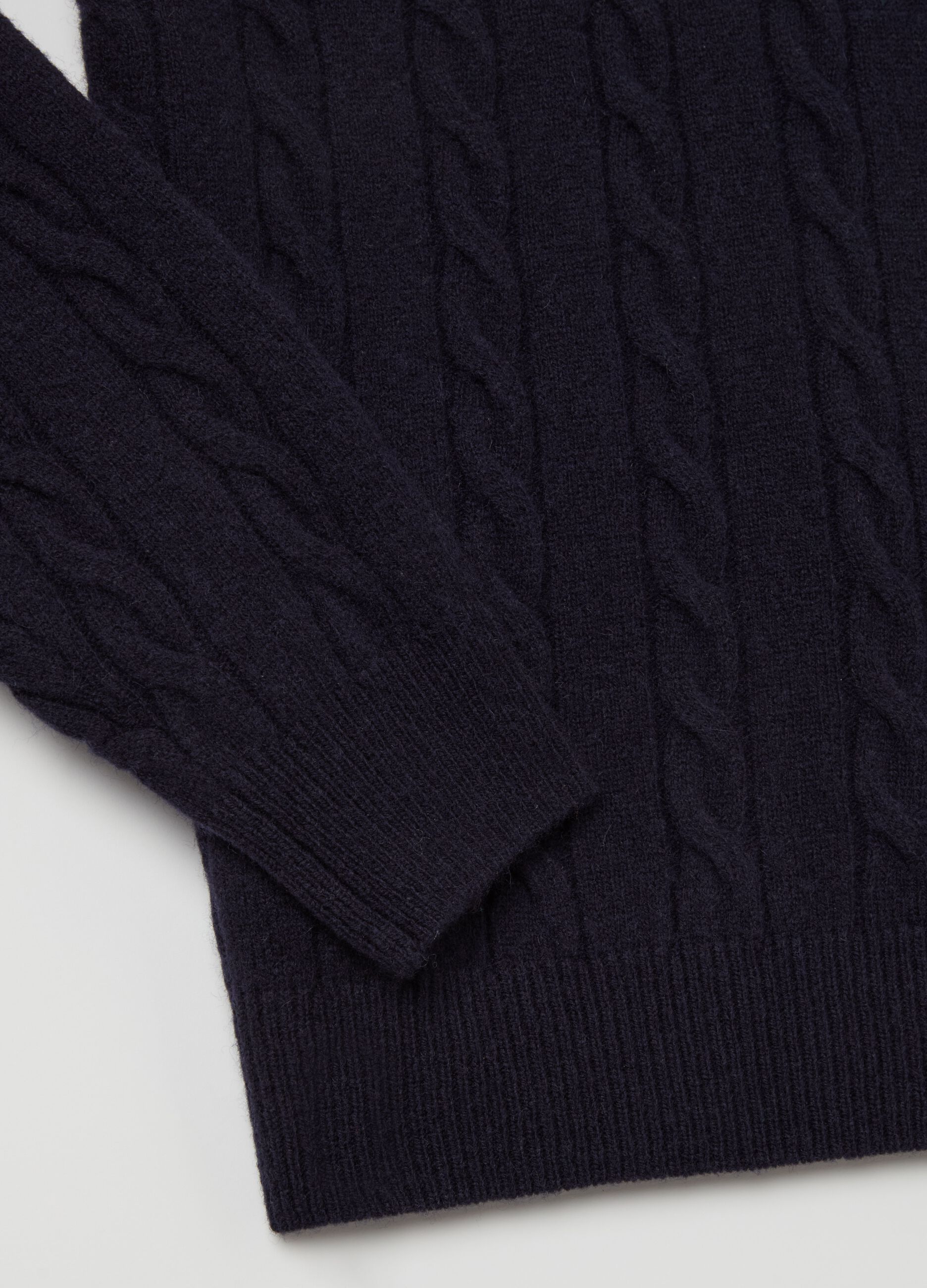 Man's Navy Blue Pullover in cable-knit lambswool | PIOMBO